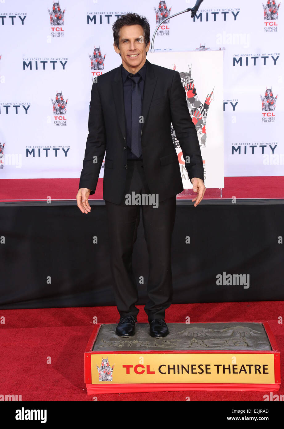 Ben Stiller Hand/Footprint Ceremony At TCL Chinese Theatre Featuring ...