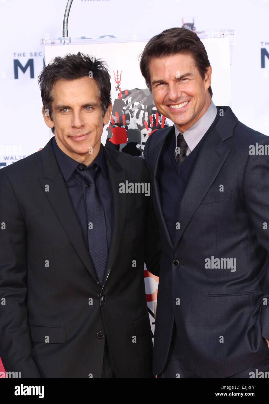 Ben Stiller Hand/Footprint Ceremony At TCL Chinese Theatre Featuring ...