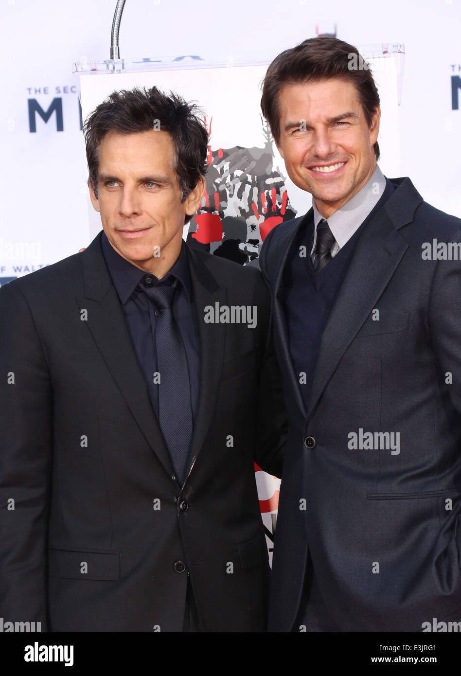 Ben Stiller Hand/Footprint Ceremony At TCL Chinese Theatre Featuring ...