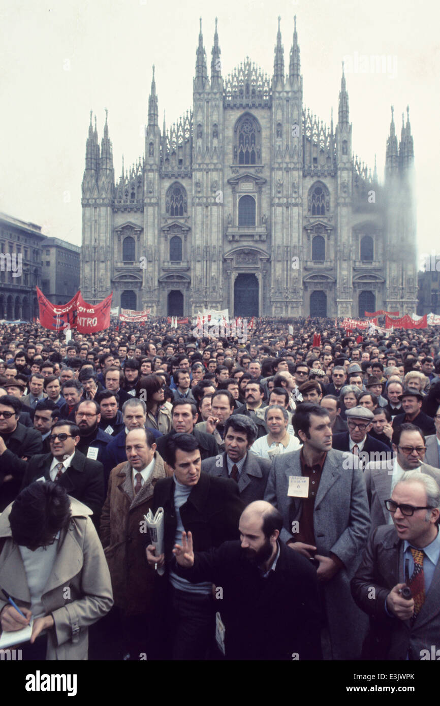 trade union protest,duomo square,milan,70's Stock Photo - Alamy
