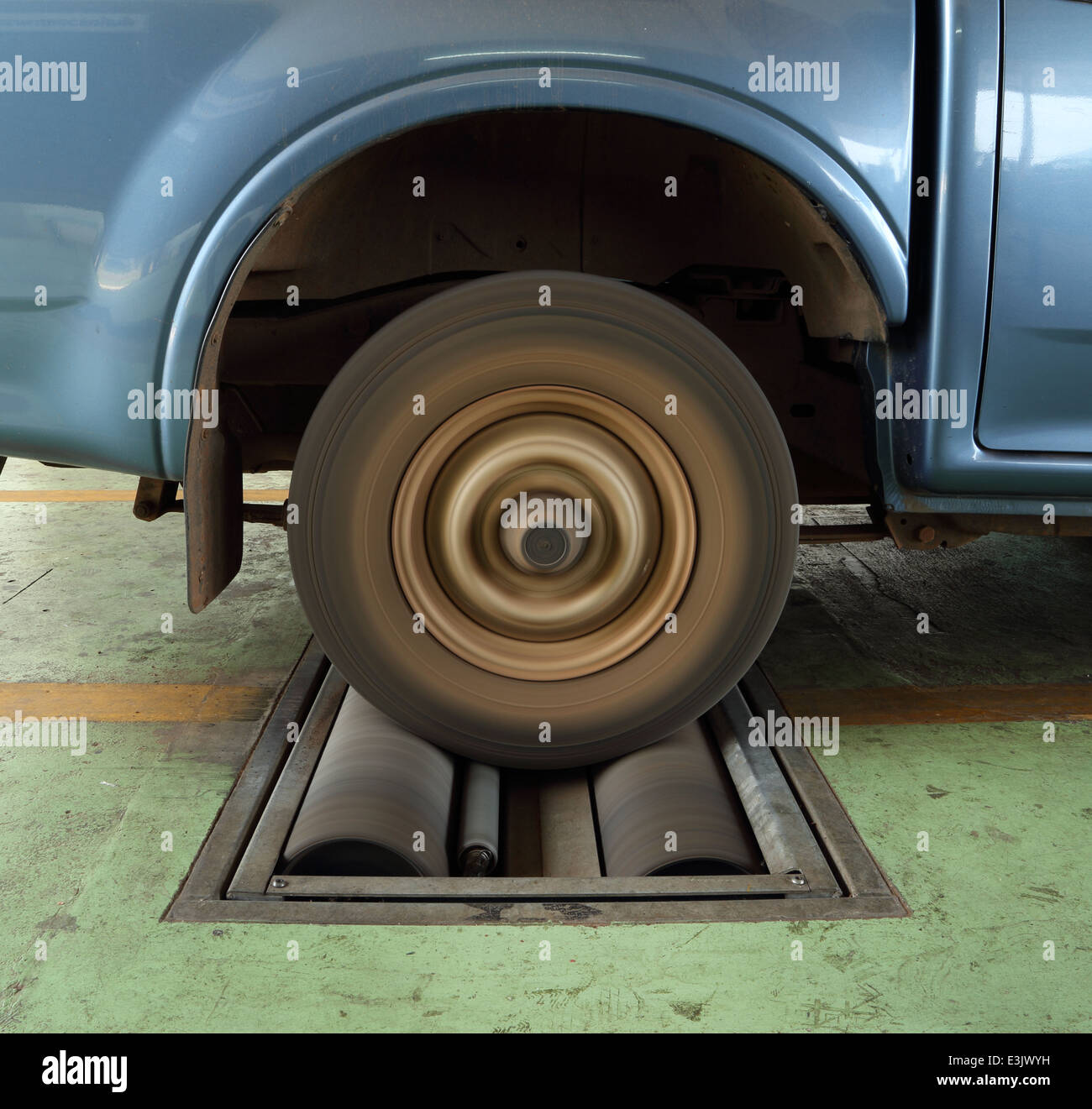 brake testing system of a car (rear wheel Stock Photo - Alamy