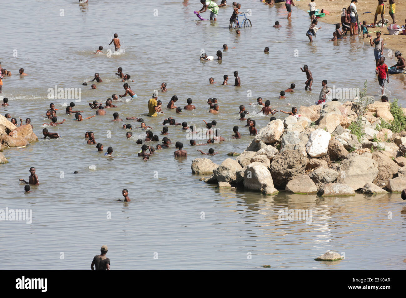 Women bathing in river hi-res stock photography and images - Alamy