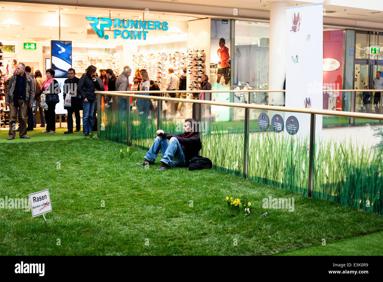 Messestadt West, Riem, Shopping Mall, grass, turf, relax, Messestadt ...