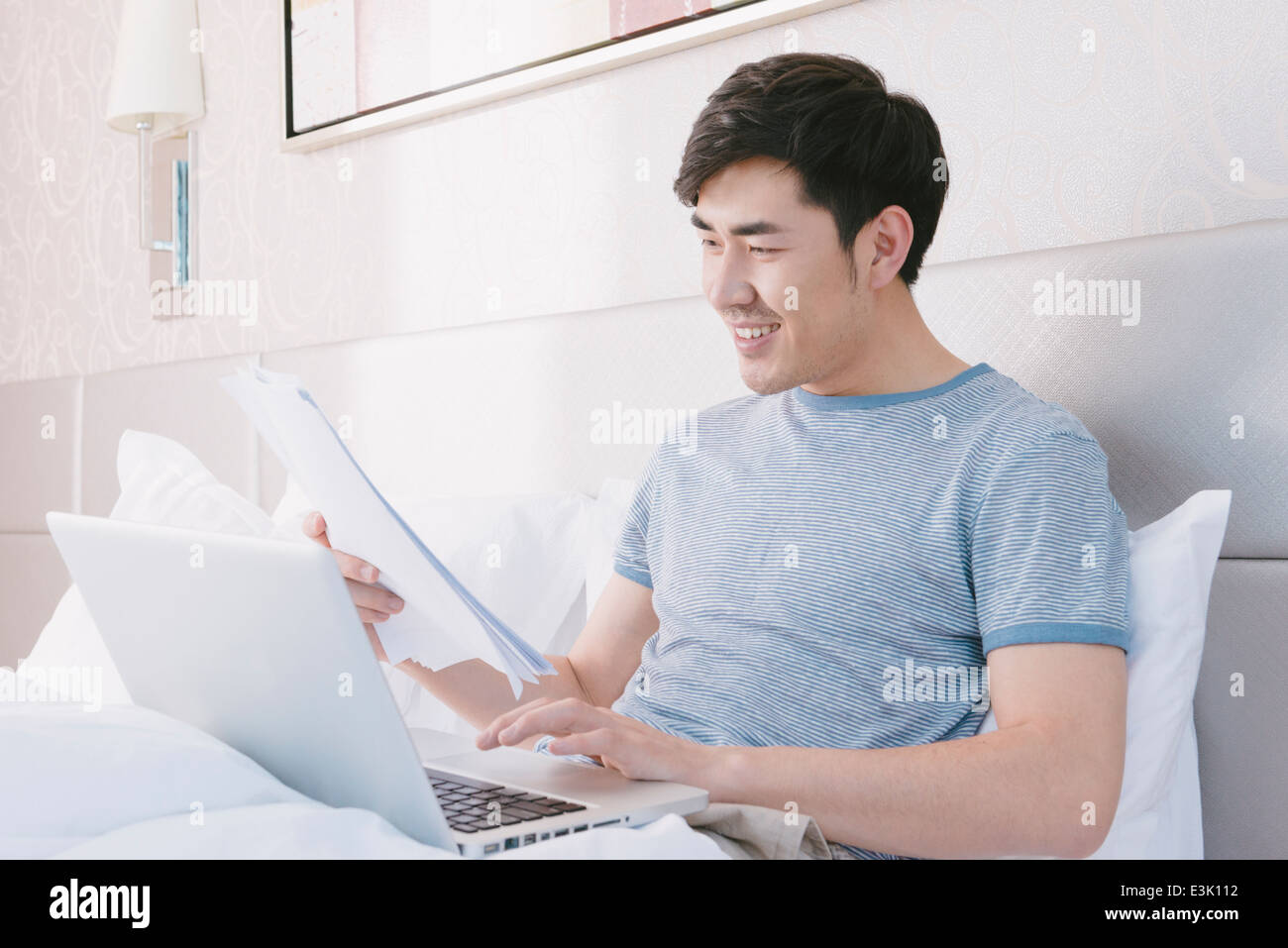 File headboard hi-res stock photography and images - Alamy