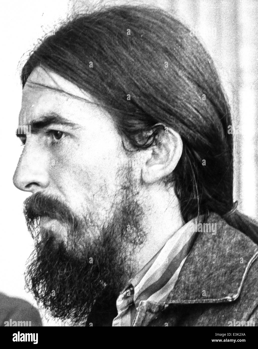 George harrison beatles seventies hi-res stock photography and images ...