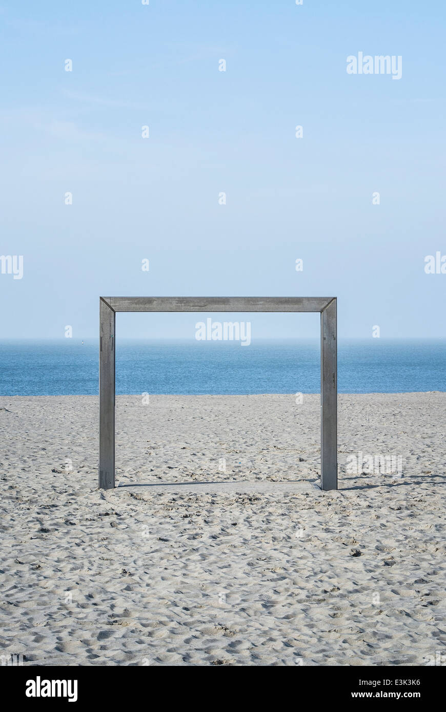 Ocean gate hi-res stock photography and images - Alamy