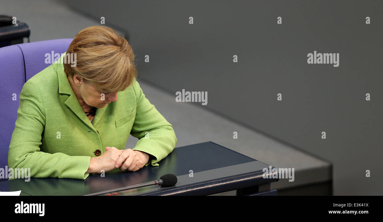 Angela down hi-res stock photography and images - Alamy