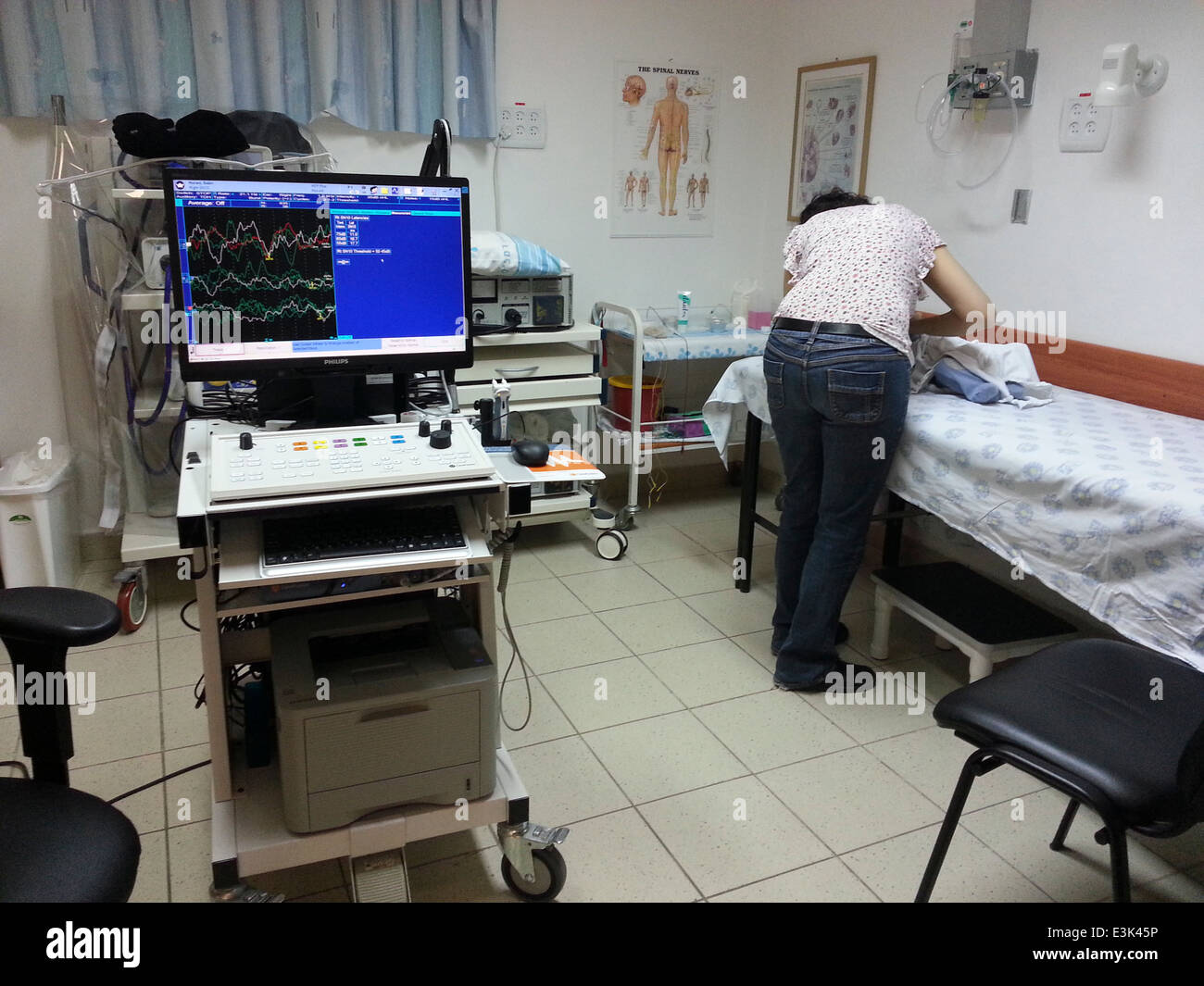 BERA Brainstem evoked response audiometry Stock Photo - Alamy