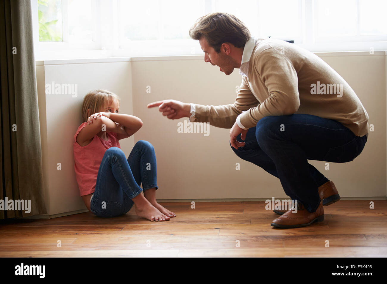 Father Shouting At Young Daughter Stock Photo - Alamy