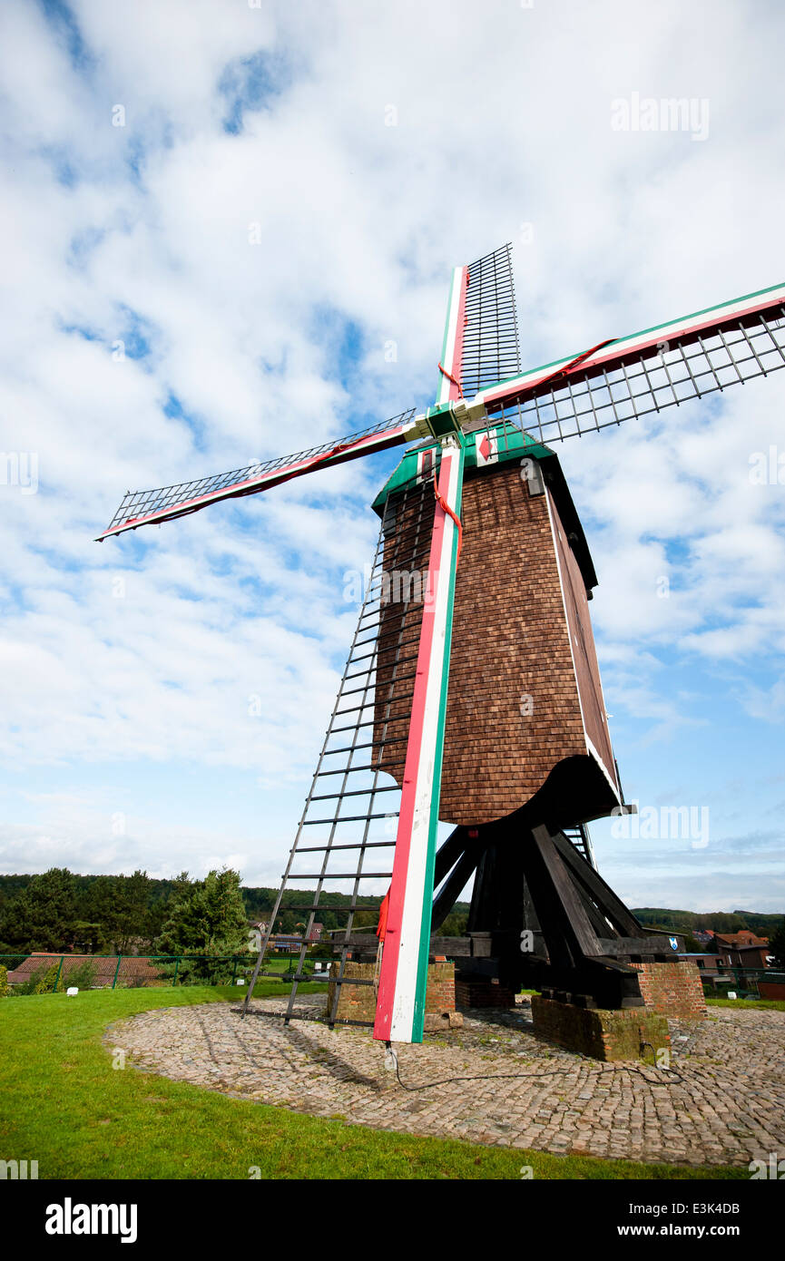 Wind mill perspective hi-res stock photography and images - Alamy