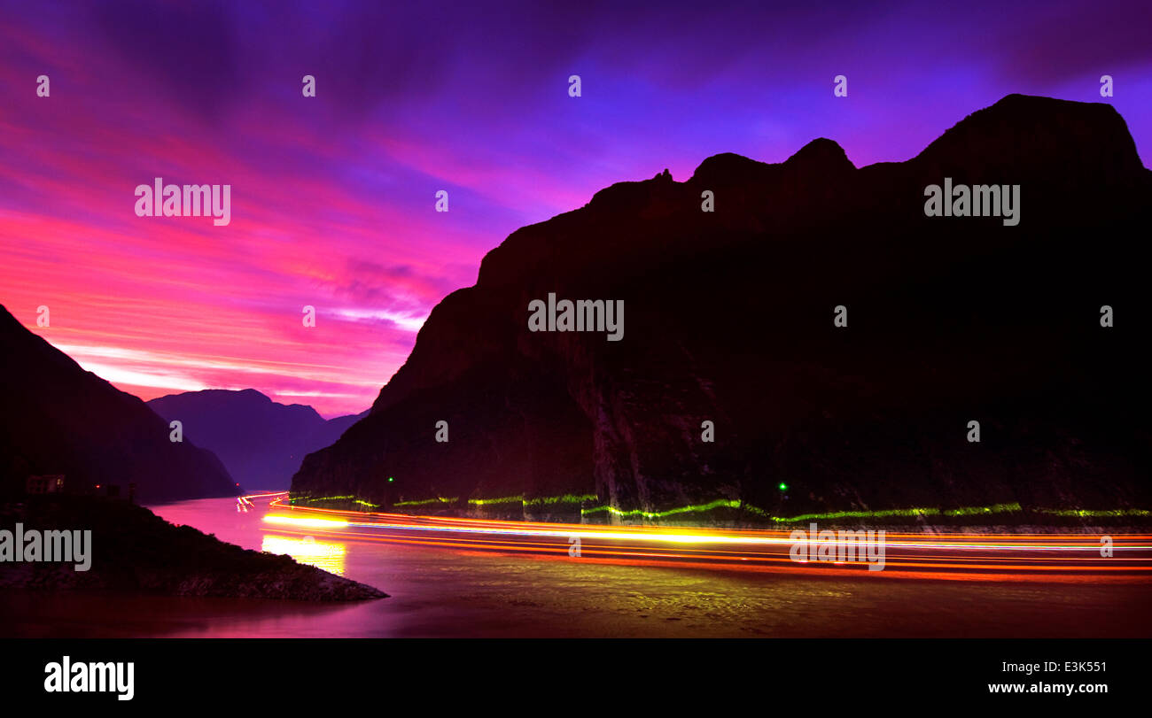 Scenery of Three Gorges Stock Photo - Alamy
