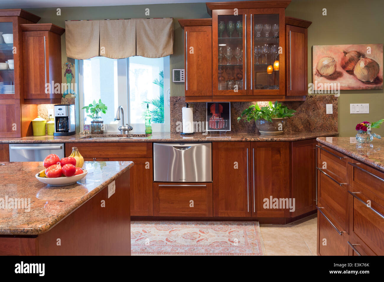 Modern showcase hi-res stock photography and images - Alamy