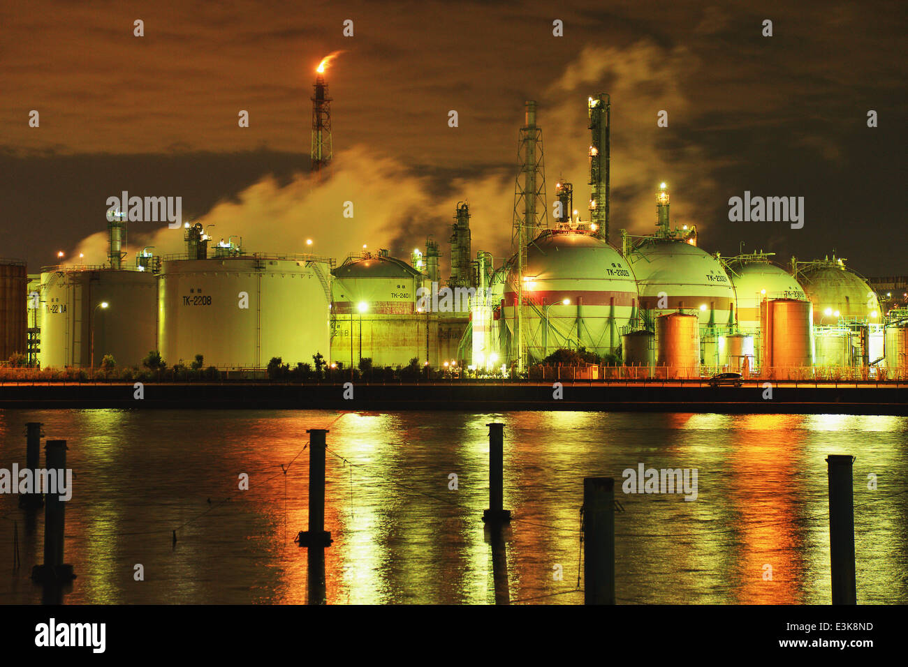 Yokkaichi complex hi-res stock photography and images - Alamy