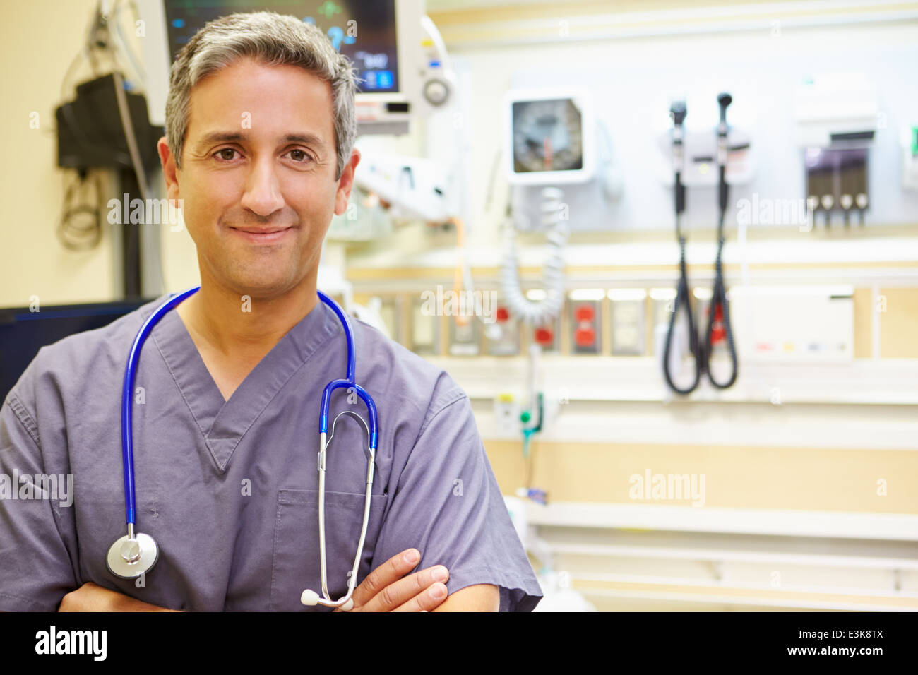 Hospital emergency bed hi-res stock photography and images - Alamy