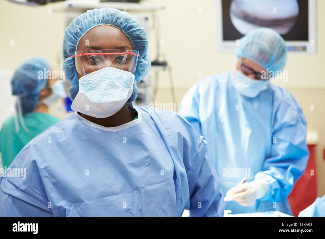 Portrait surgeon team in hi-res stock photography and images - Alamy