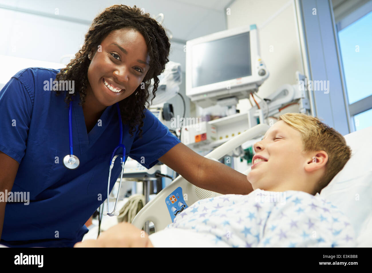 African american boy hospital bed hi-res stock photography and images ...