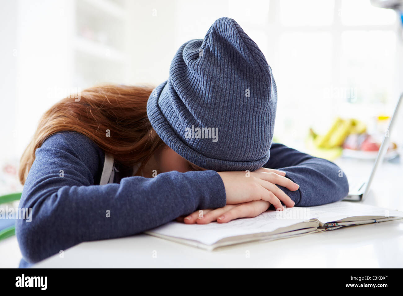 Sad girl at home hi-res stock photography and images - Alamy