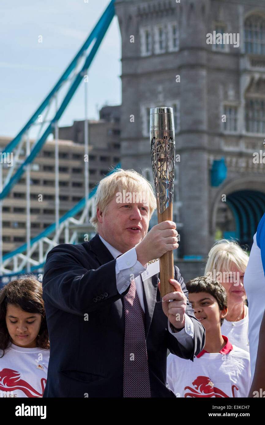 London Mayor Boris Johnson welcomes Commonwealth Games Queen’s Baton ...