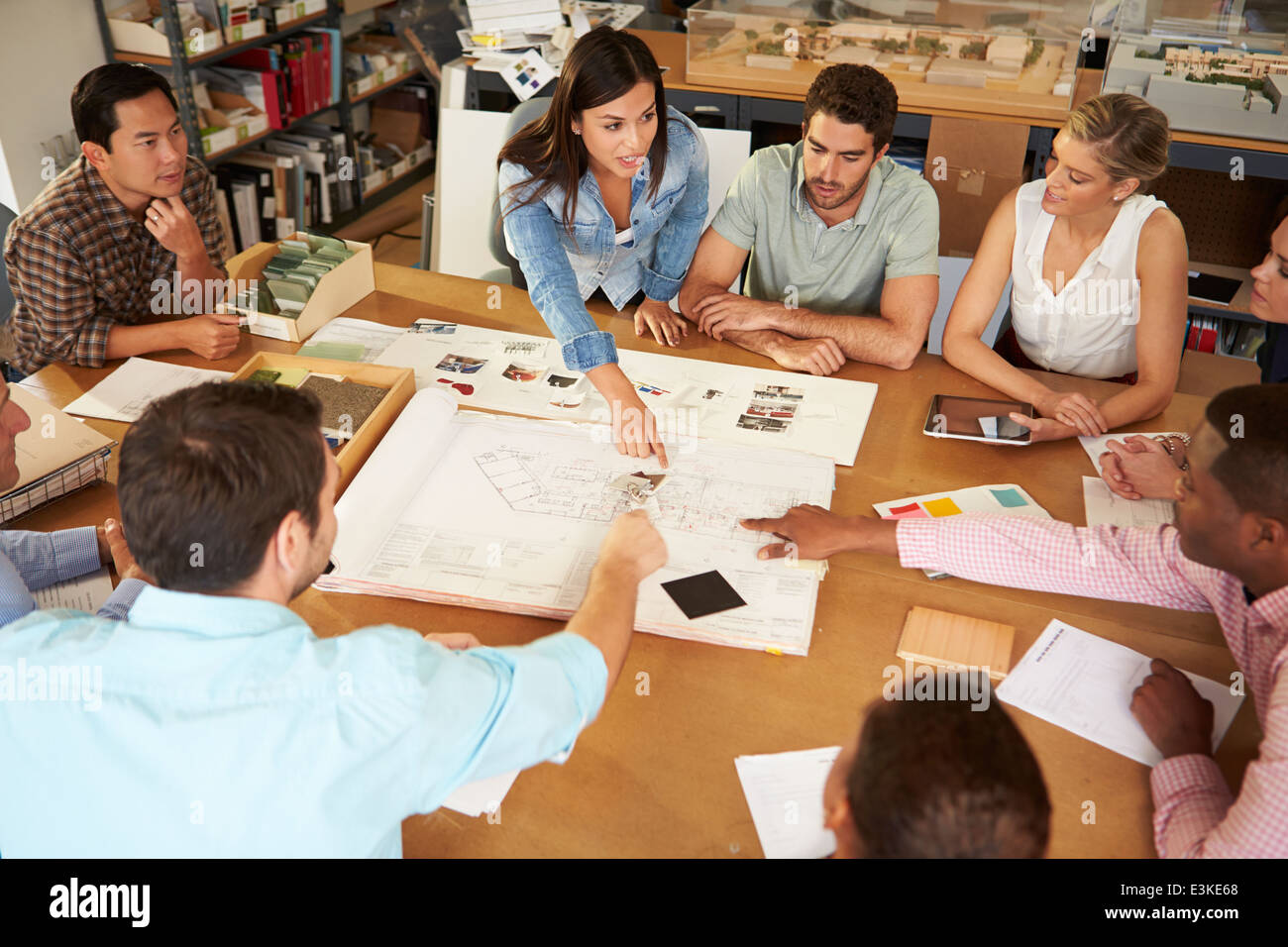 Female boss hi-res stock photography and images - Alamy