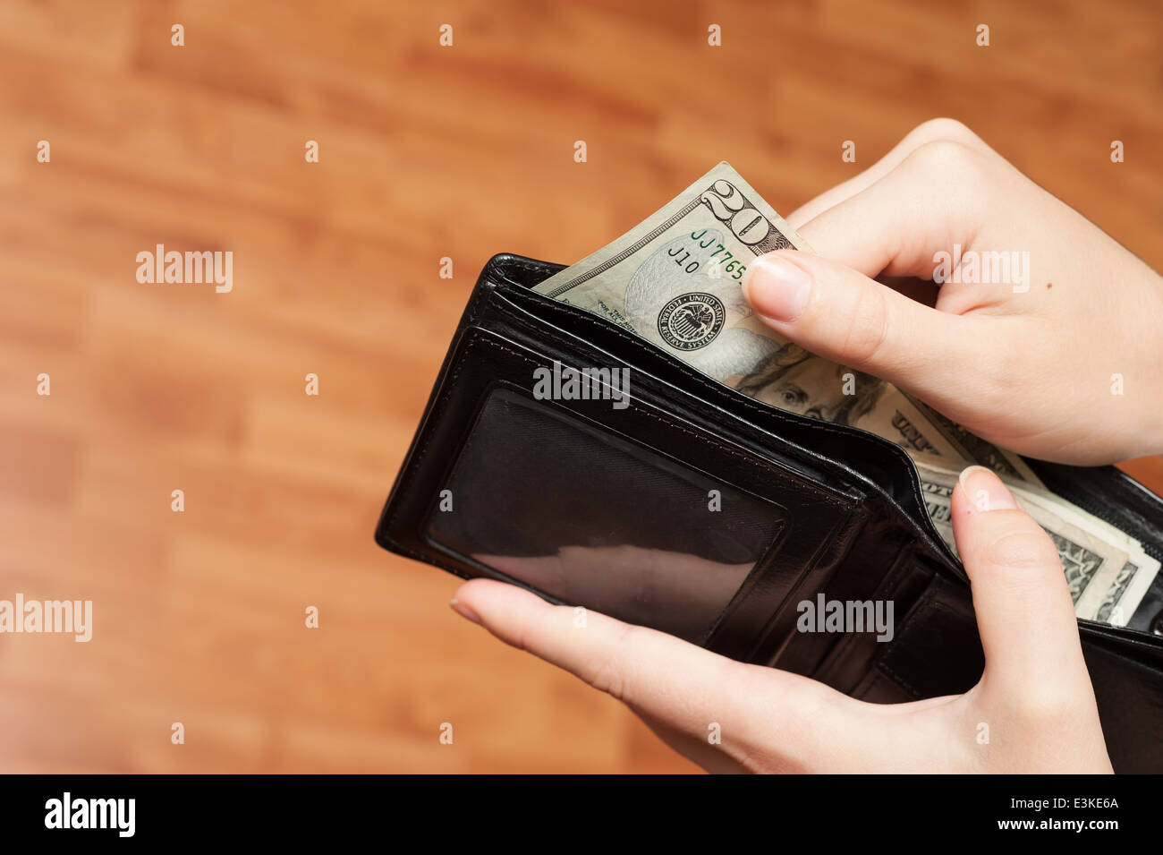 Hands take money hi-res stock photography and images - Alamy