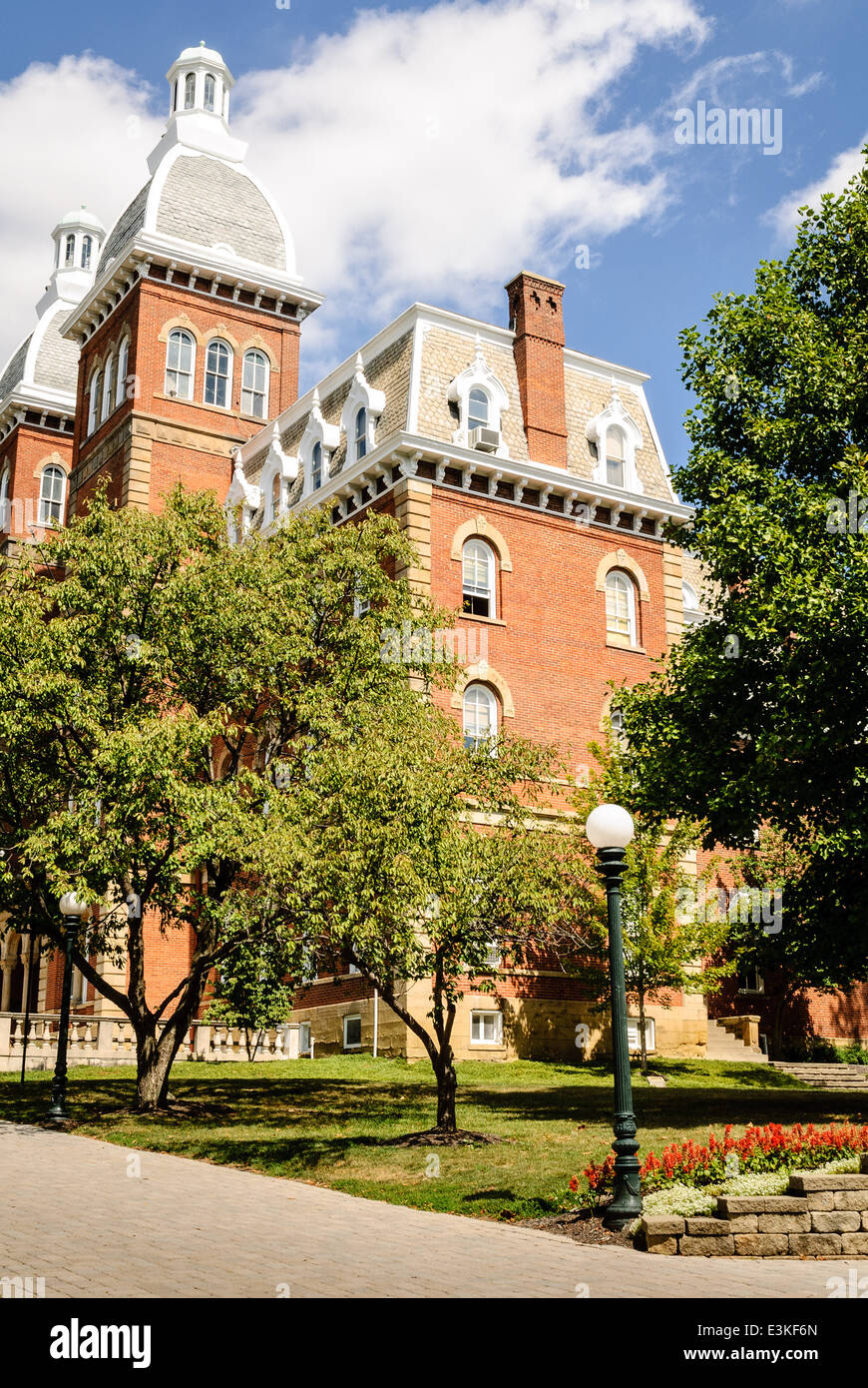Old Main, Washington & Jefferson College, Washington, Pennsylvania ...