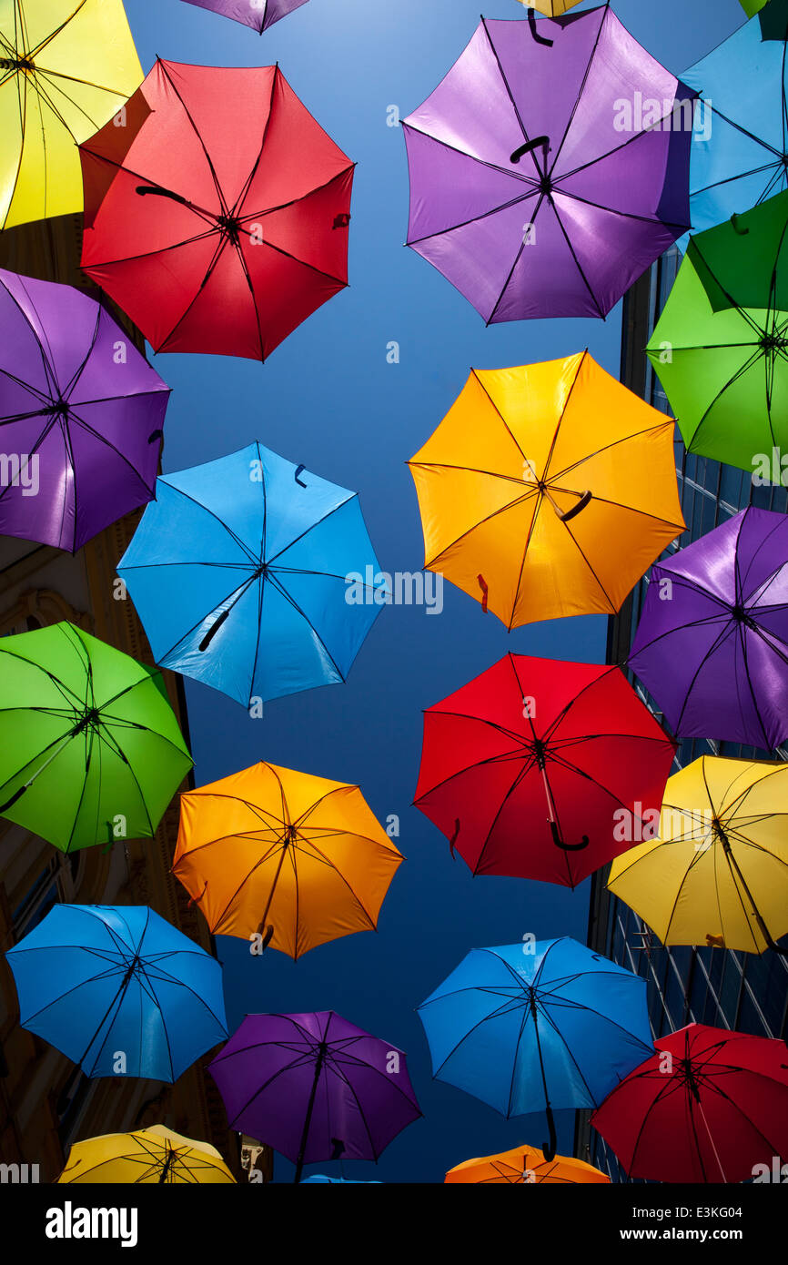 Red and blue sun umbrellas hi-res stock photography and images - Alamy