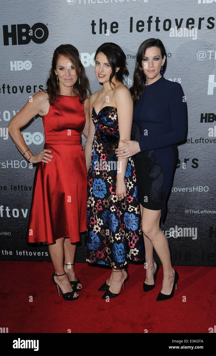 Margaret qualley and liv tyler hi-res stock photography and images - Alamy