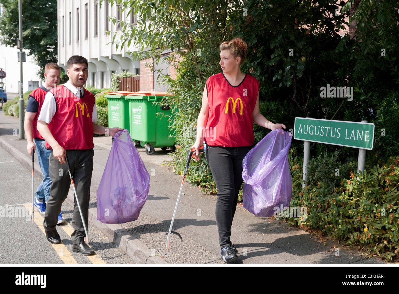 Mcdonalds uk staff hi-res stock photography and images - Alamy