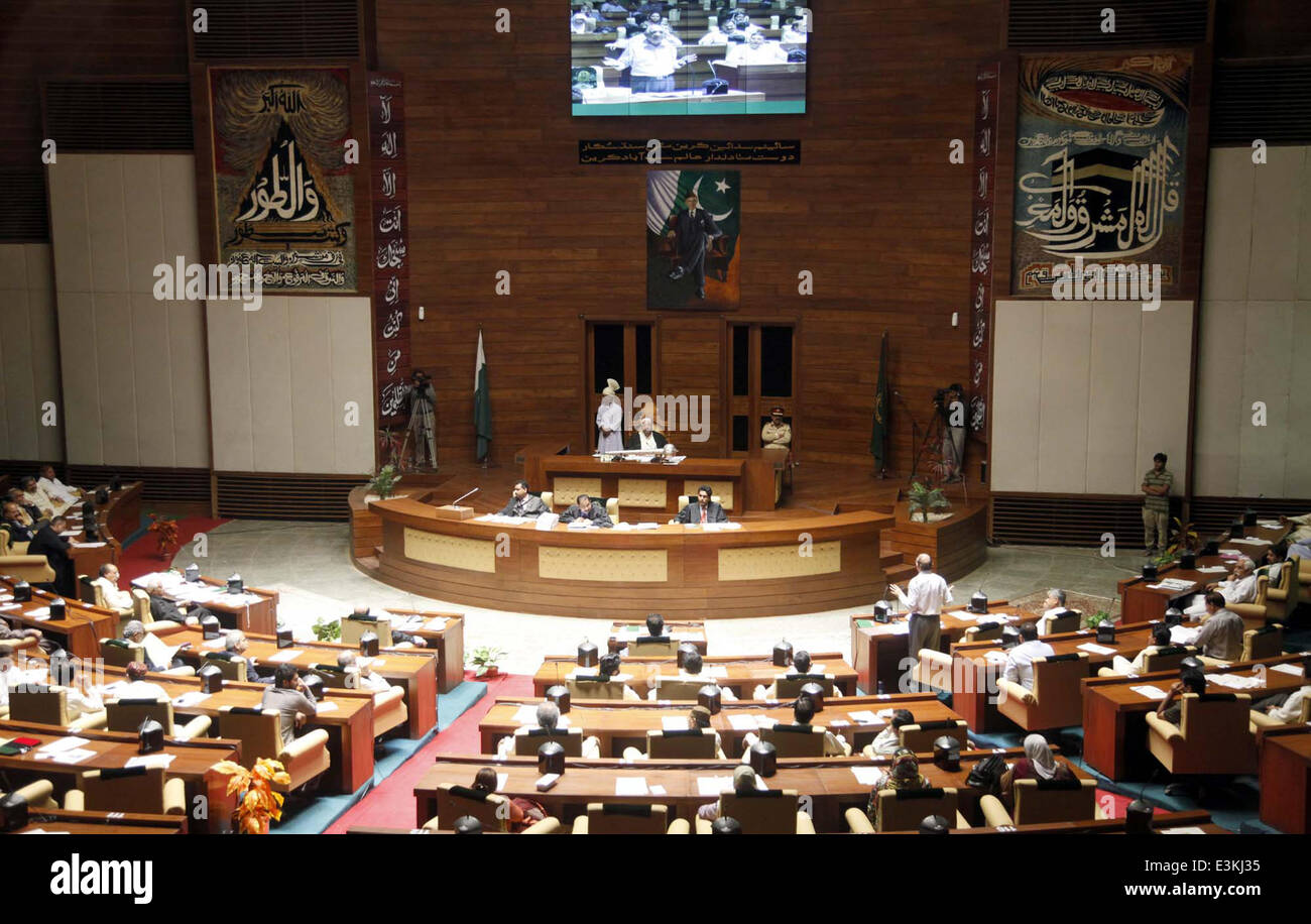 The view of new Sindh Assembly building where its first session is ...