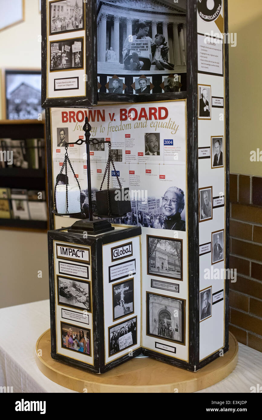 Brown v board hi-res stock photography and images - Alamy