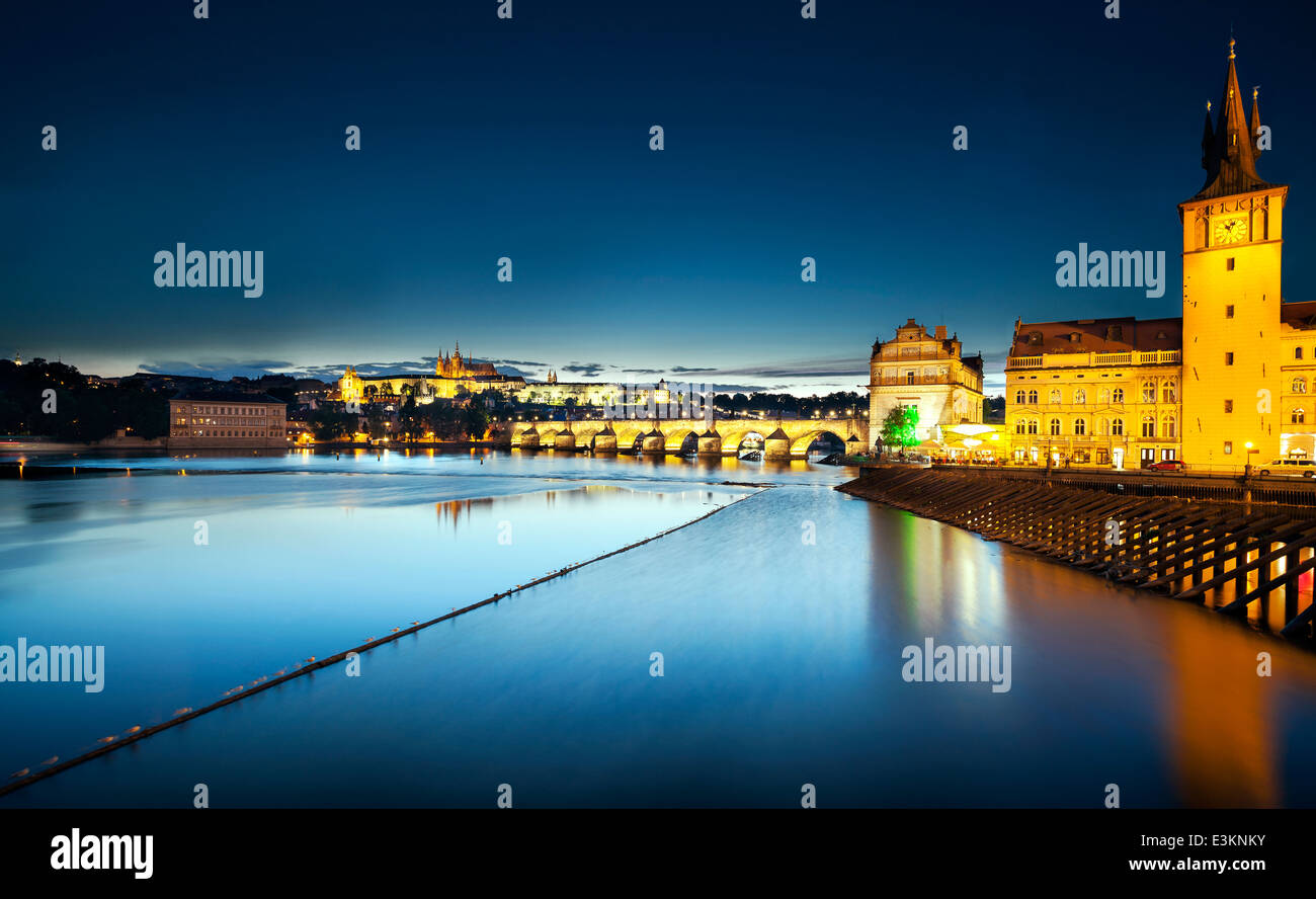 Charles Bridge at night, Prague, Czech Republic Stock Photo - Alamy