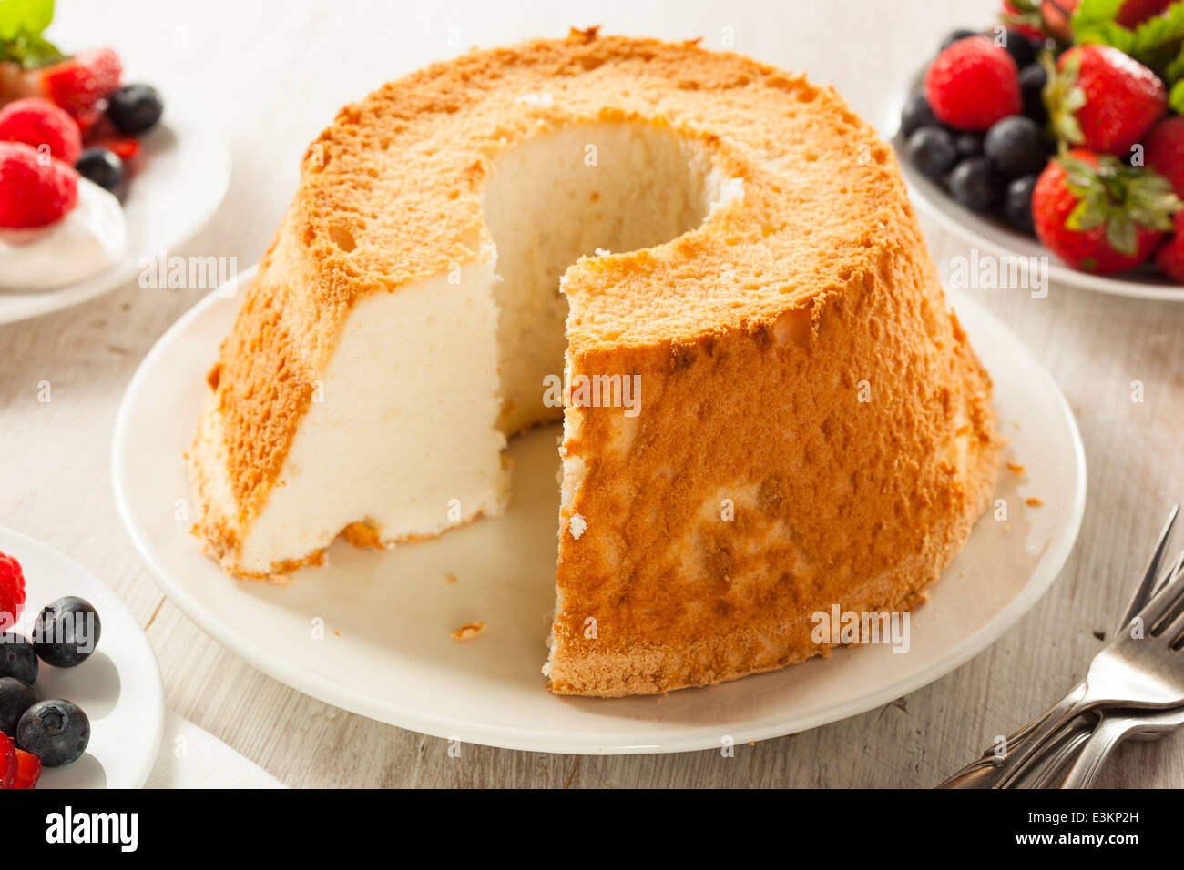Homemade Angel Food Cake with Fresh Berries Stock Photo - Alamy