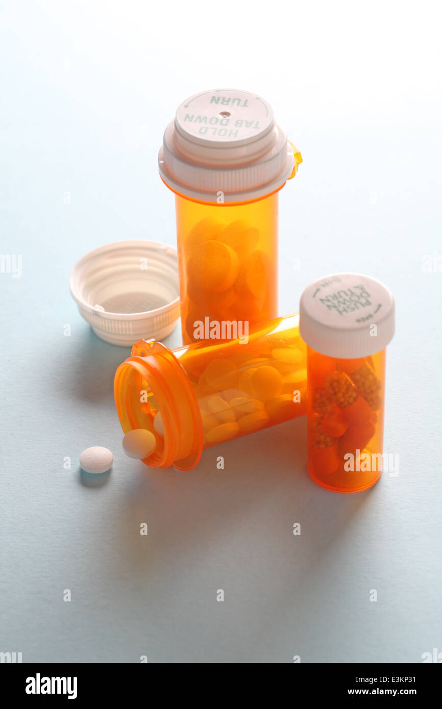 Prescription pill bottles hi-res stock photography and images - Alamy
