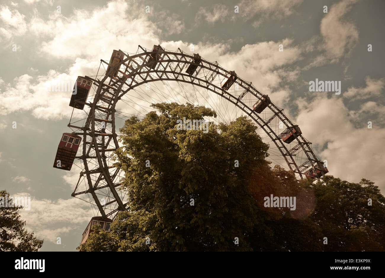 ferris wheel in the Vienna Prater leisure park - Riesenrad im Wiener ...