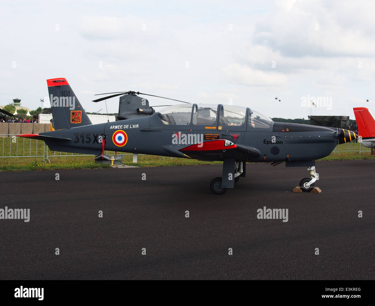 Base aerienne 101 hi-res stock photography and images - Alamy