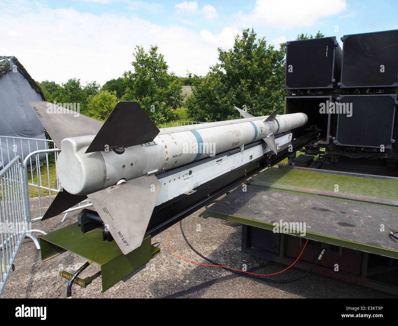 Catm 120b hi-res stock photography and images - Alamy