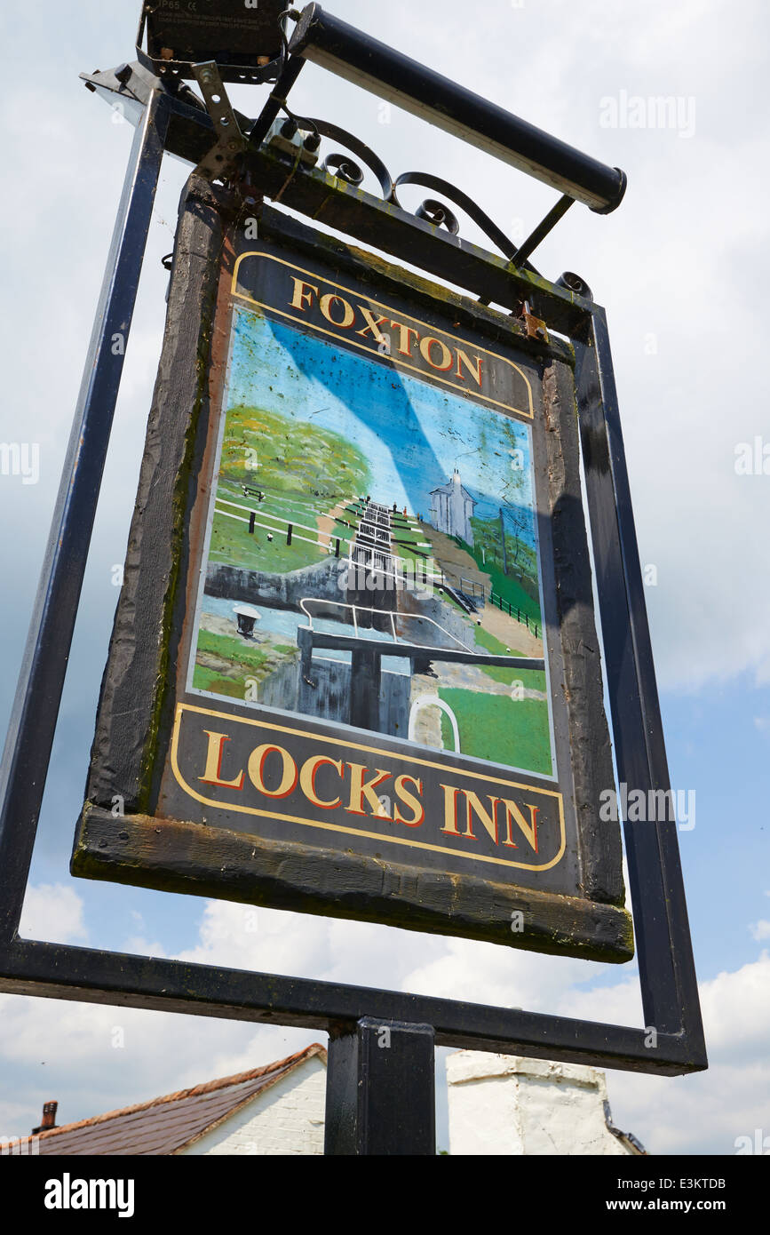 Leicestershire signage hi-res stock photography and images - Alamy