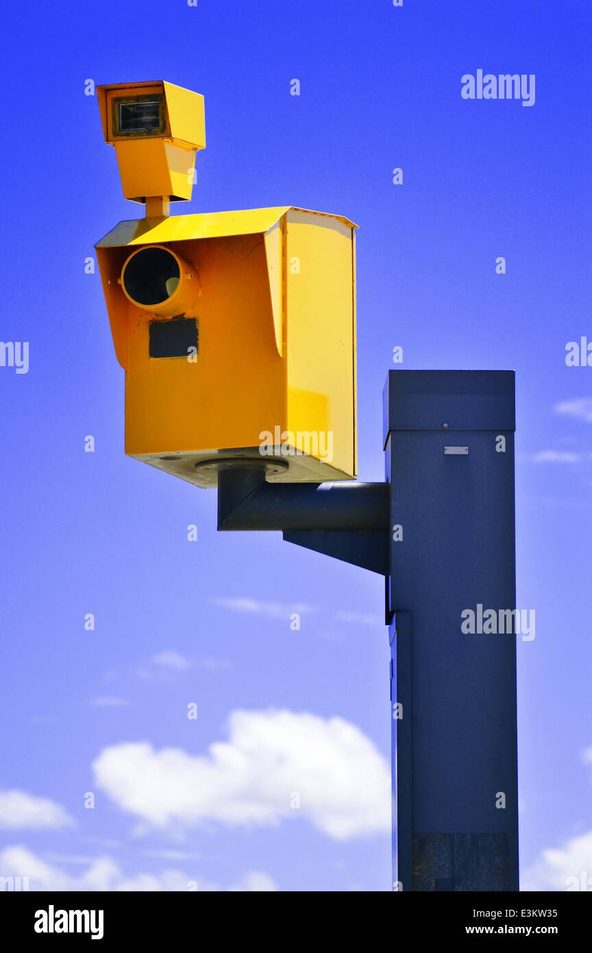 Traffic speed camera hi-res stock photography and images - Alamy