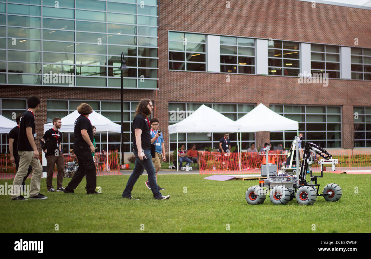 The 2014 NASA Centennial Challenges focused on the Sample Return Robot ...