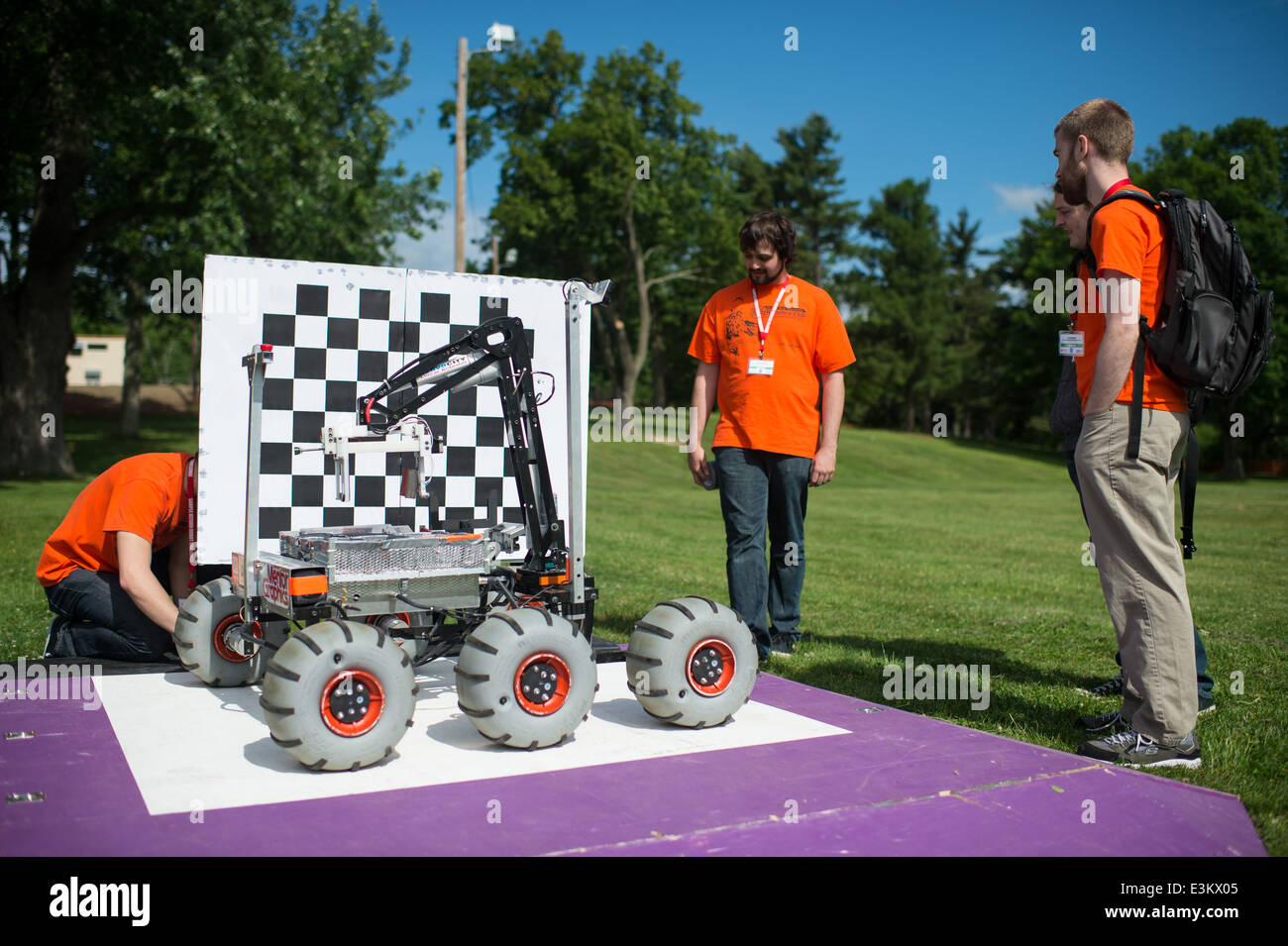 The 2014 NASA Centennial Challenges Sample Return Robot Challenge ...