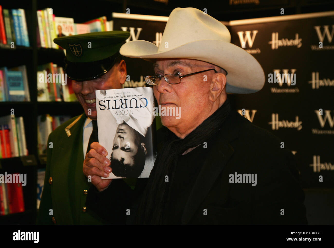 London, UK. 21st Oct, 2008. Tony Curtis signs copies of his his new ...