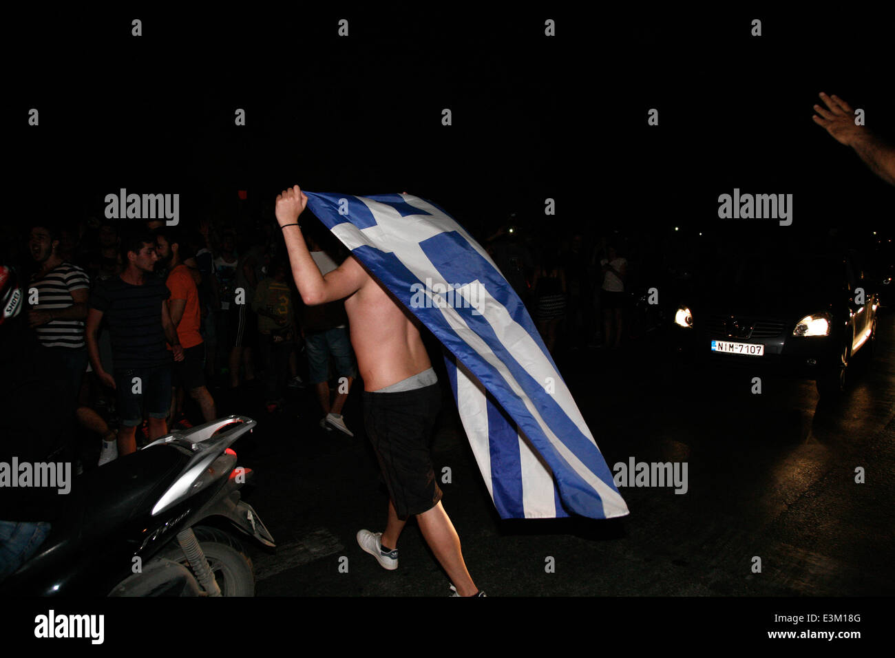 Thessaloniki, Greece. 25th June, 2014. Greeks celebrate the victory ...