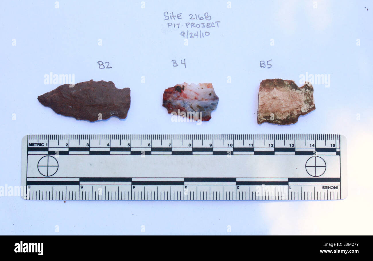 Projectile historic hi-res stock photography and images - Alamy