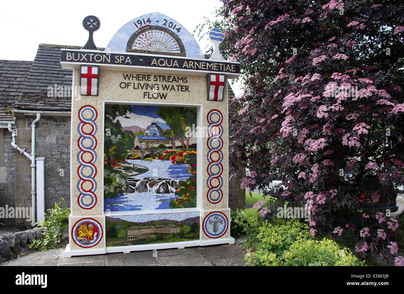 Well dressing peak district hi-res stock photography and images - Alamy