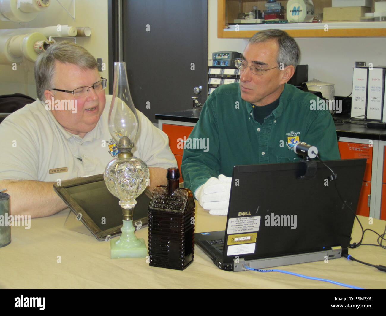 The DeSoto National Wildlife Refuge offers a webcast from the Boyer ...