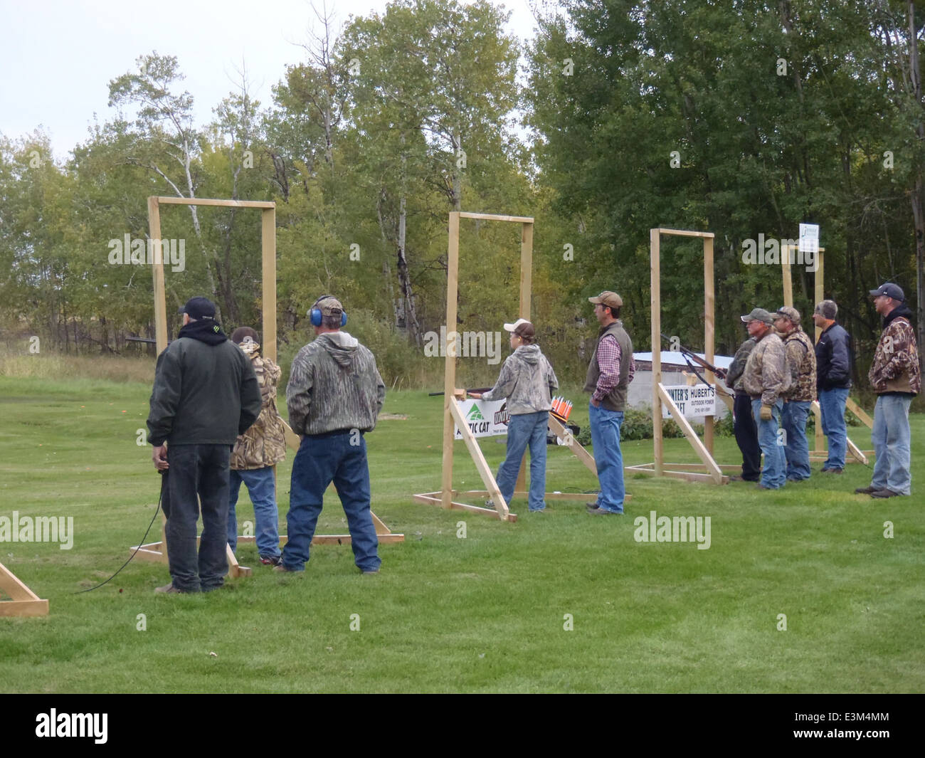 Trap shooting hi-res stock photography and images - Alamy