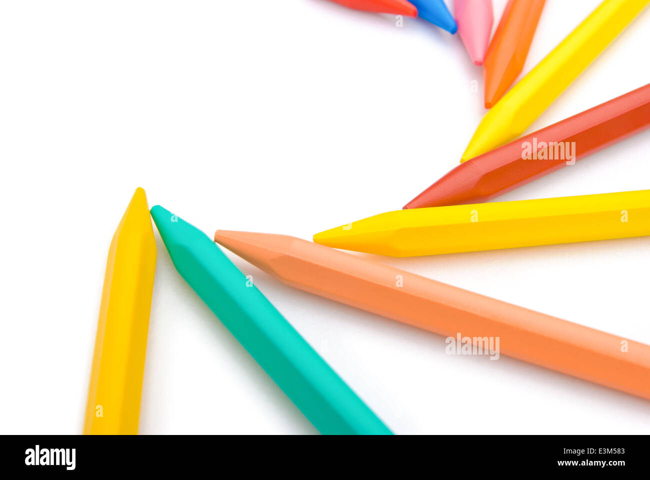 9-color crayon lined up in curved with clipping path Stock Photo - Alamy