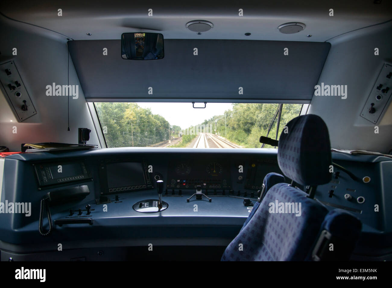 Train cockpit hi-res stock photography and images - Alamy