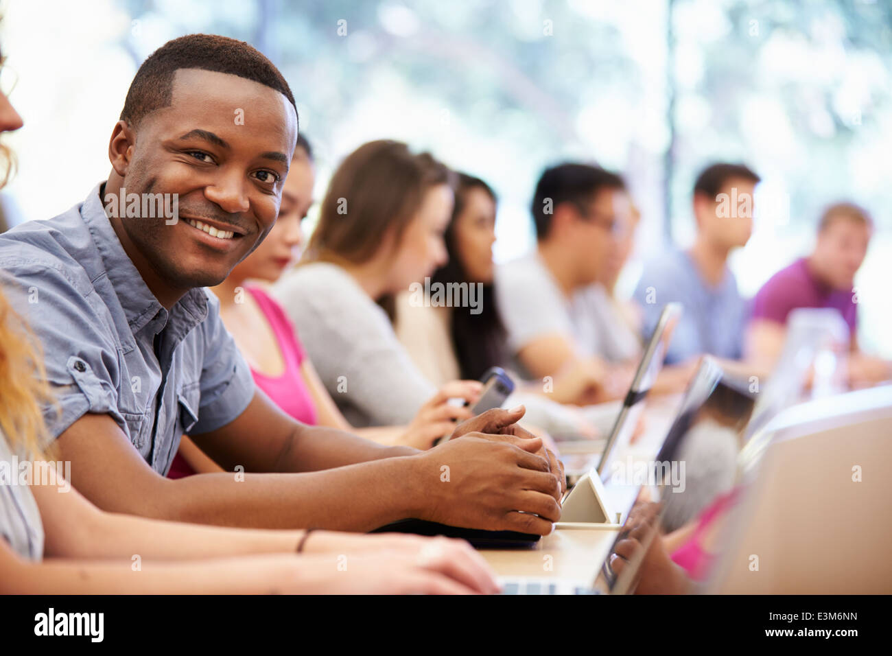 Class Of University Students Using Laptops In Lecture Stock Photo - Alamy