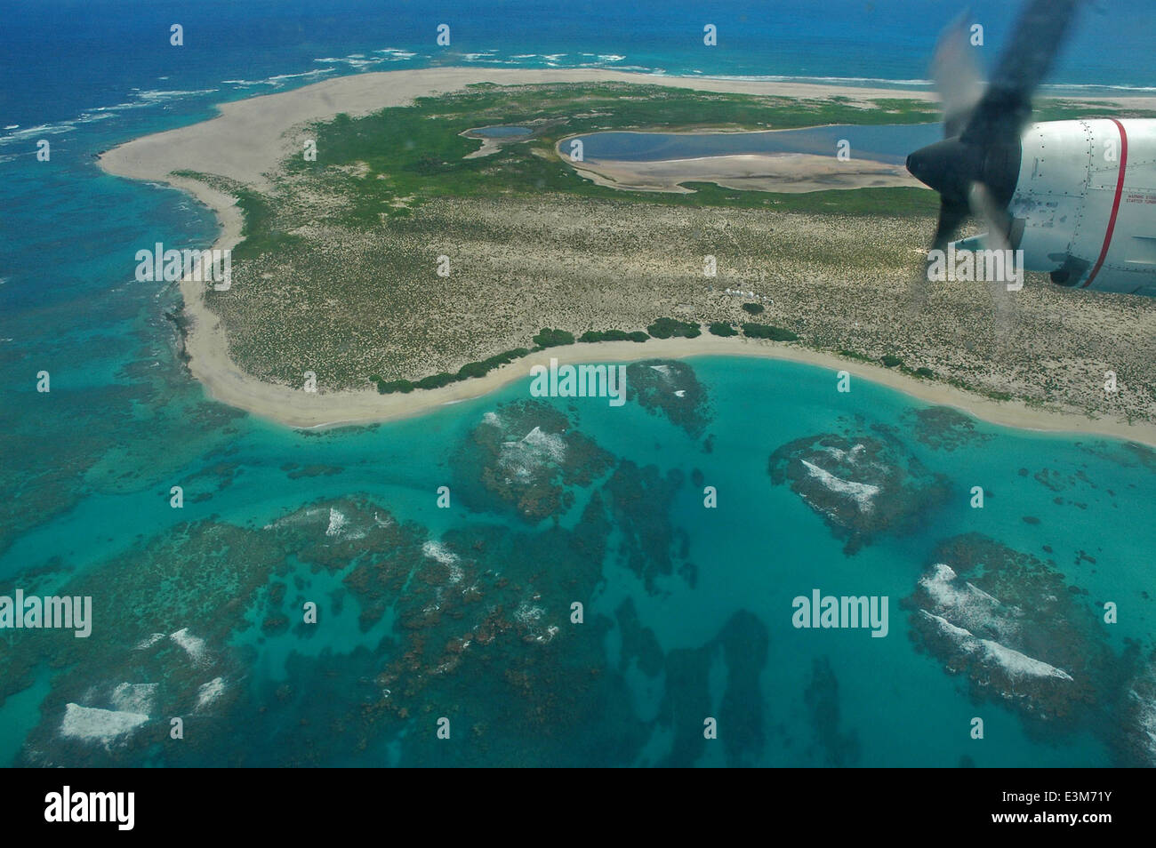 Laysan Island is located in the Papahānaumokuākea Marine National ...